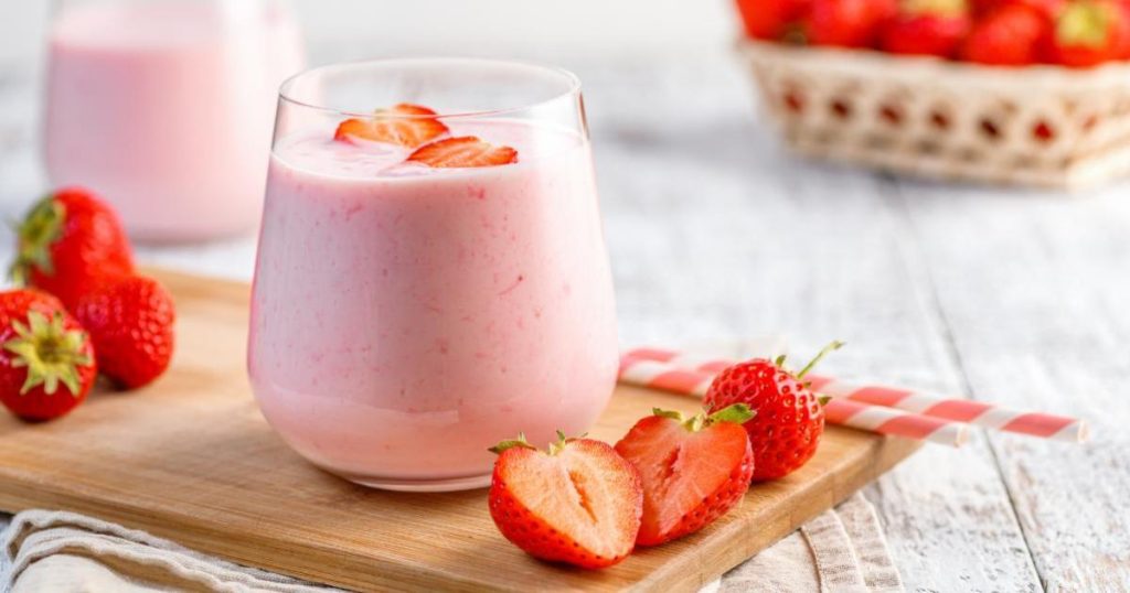 Shake-uri si Smoothies: Principalele diferente si cum sa le prepari pe ...